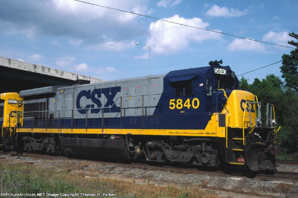 CSXT 5840 B36-7